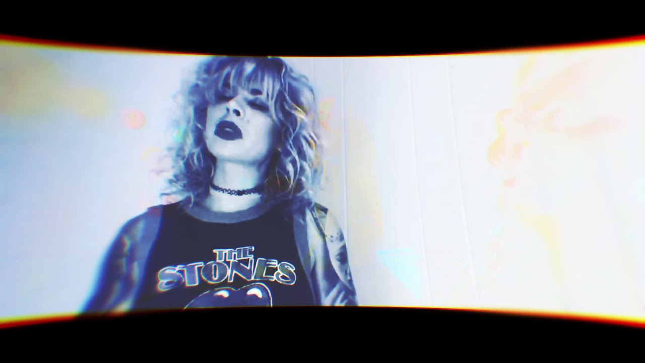 WEAPON UK - Ghosts Of War. Guest vocalist Clare Cunningham (c) Summers ...