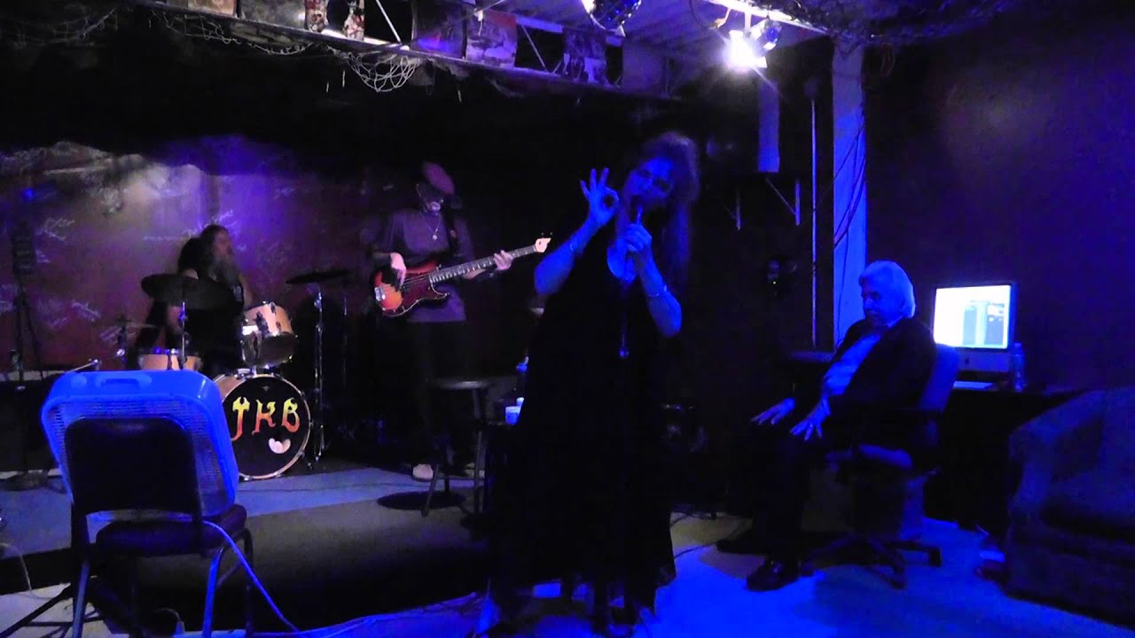 Cee Cee James Gotta Right To Sing The Blues - YouTube