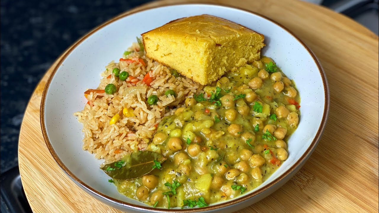 Let’s cook with Me || Coconut chickpea curry and fried rice || TERRI ...