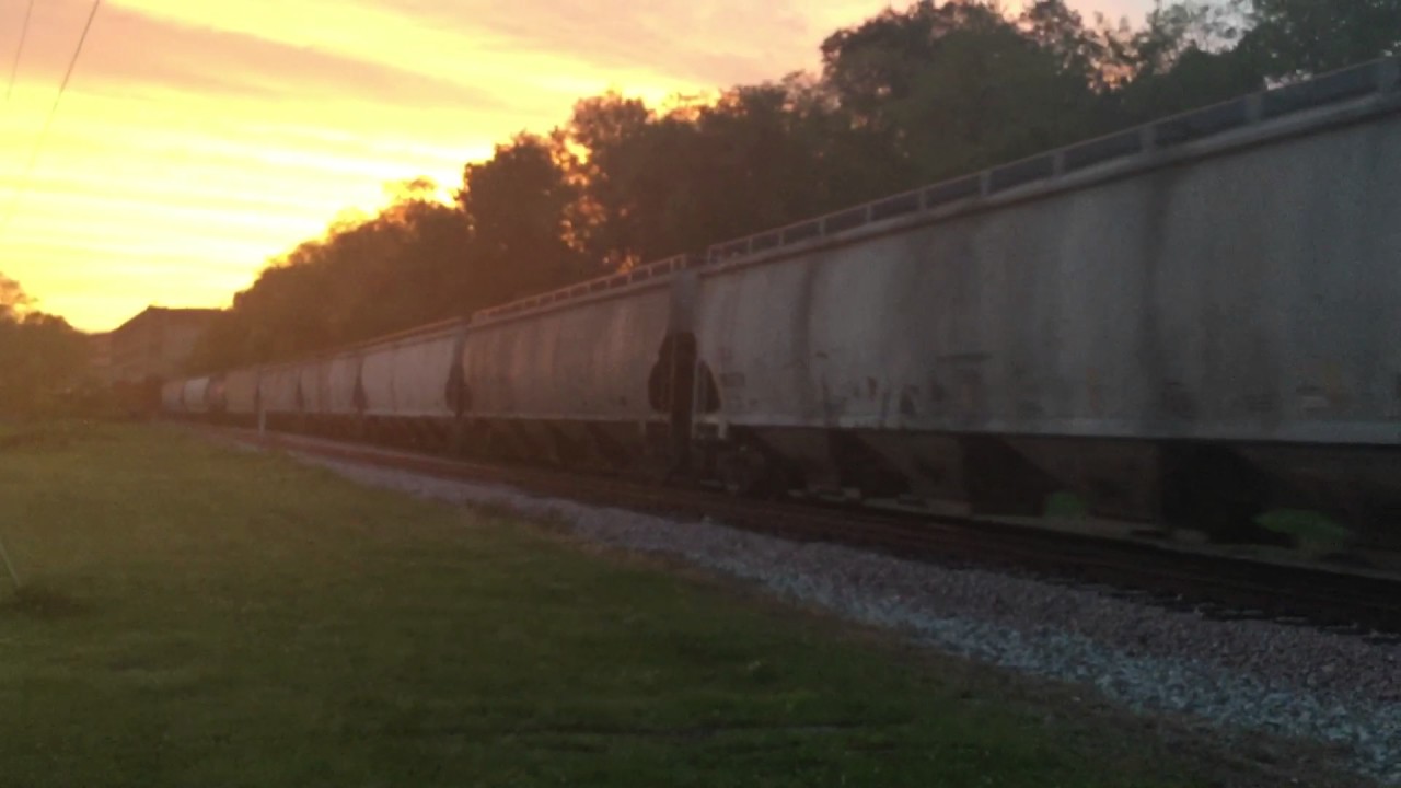 IAIS 514 and 501 lead the Iowa Interstate CBBI through La Salle, IL 05 ...