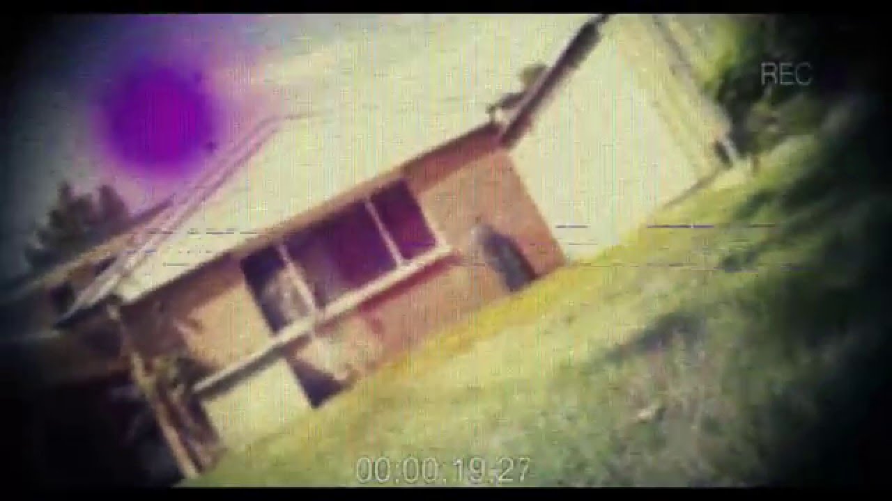 Alien Energy Core Crashes Into My Backyard! !Noise Warning! (VFX ...