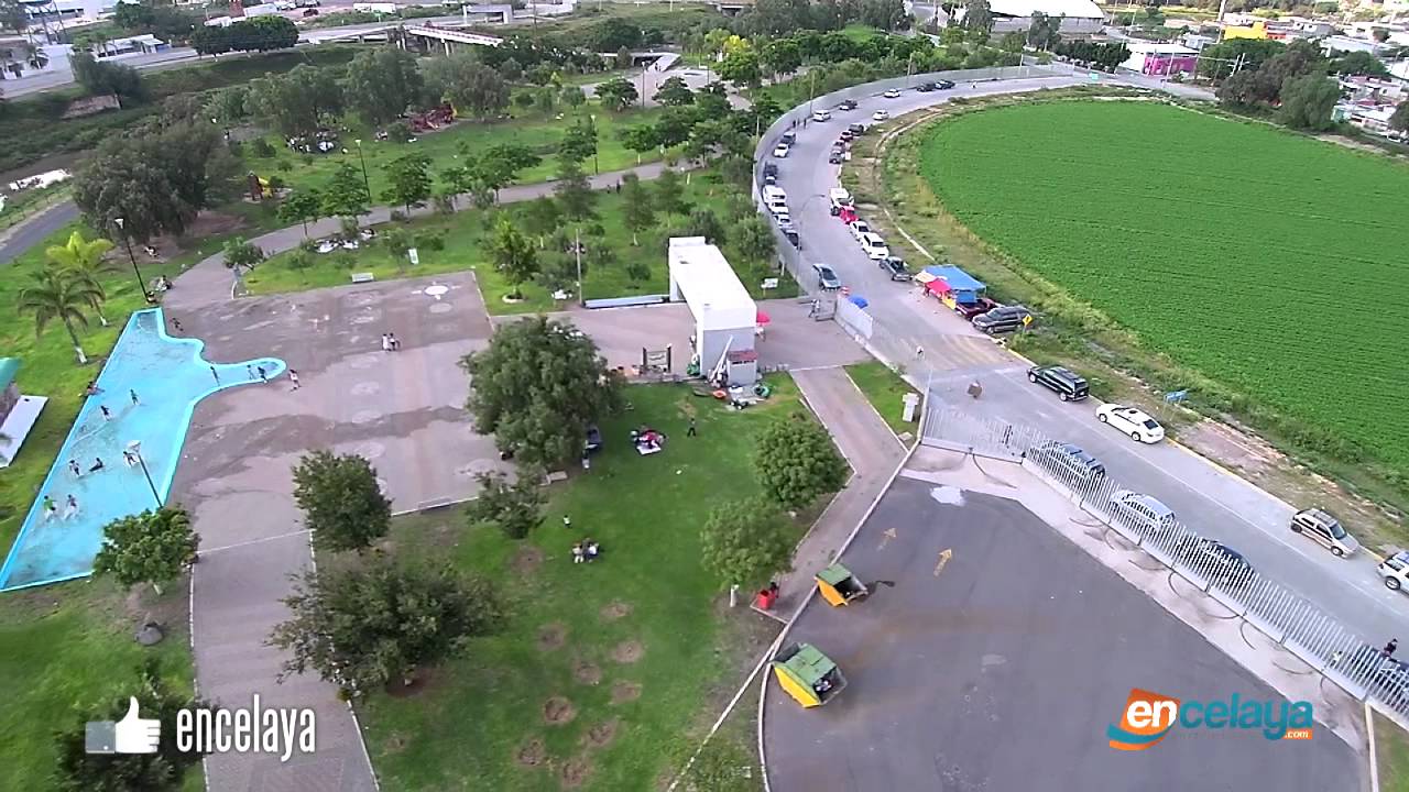 Volando por el Parque Lineal (Bicentenario) en Celaya Gto. - YouTube