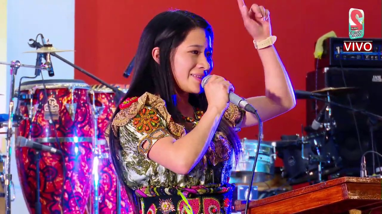 SOLISTA WENDY VASQUEZ - YouTube