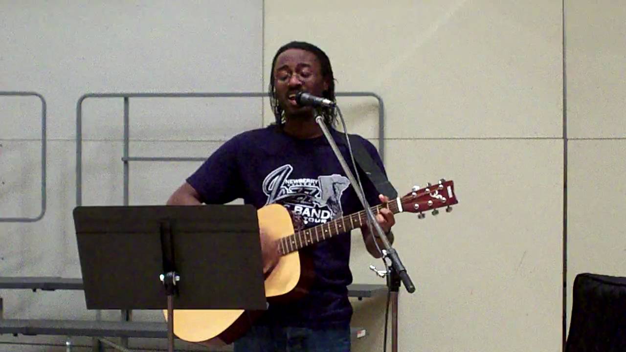 Robbie Madison singing This Time from August Rush - YouTube