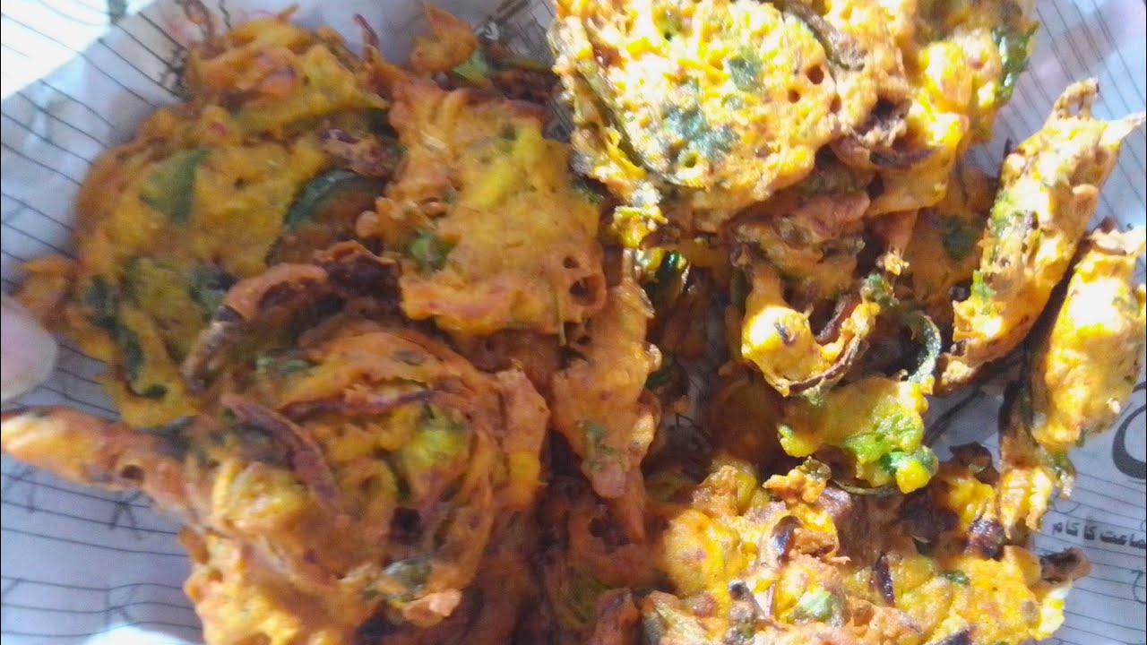 ghr me bchi hoe chezon sy kory bnayn. . . . . . . . . Make pakodas with ...