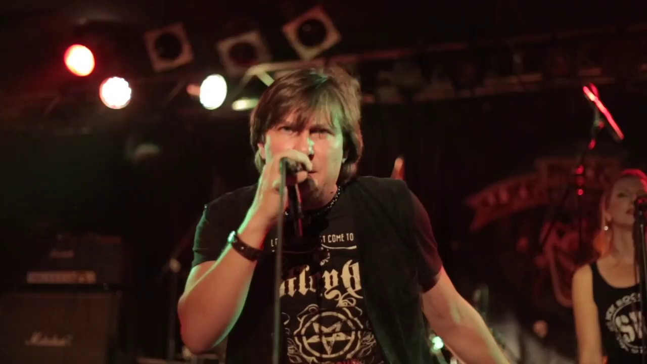 Slick Rock Circus - Shake Your Body Live (2016) - YouTube