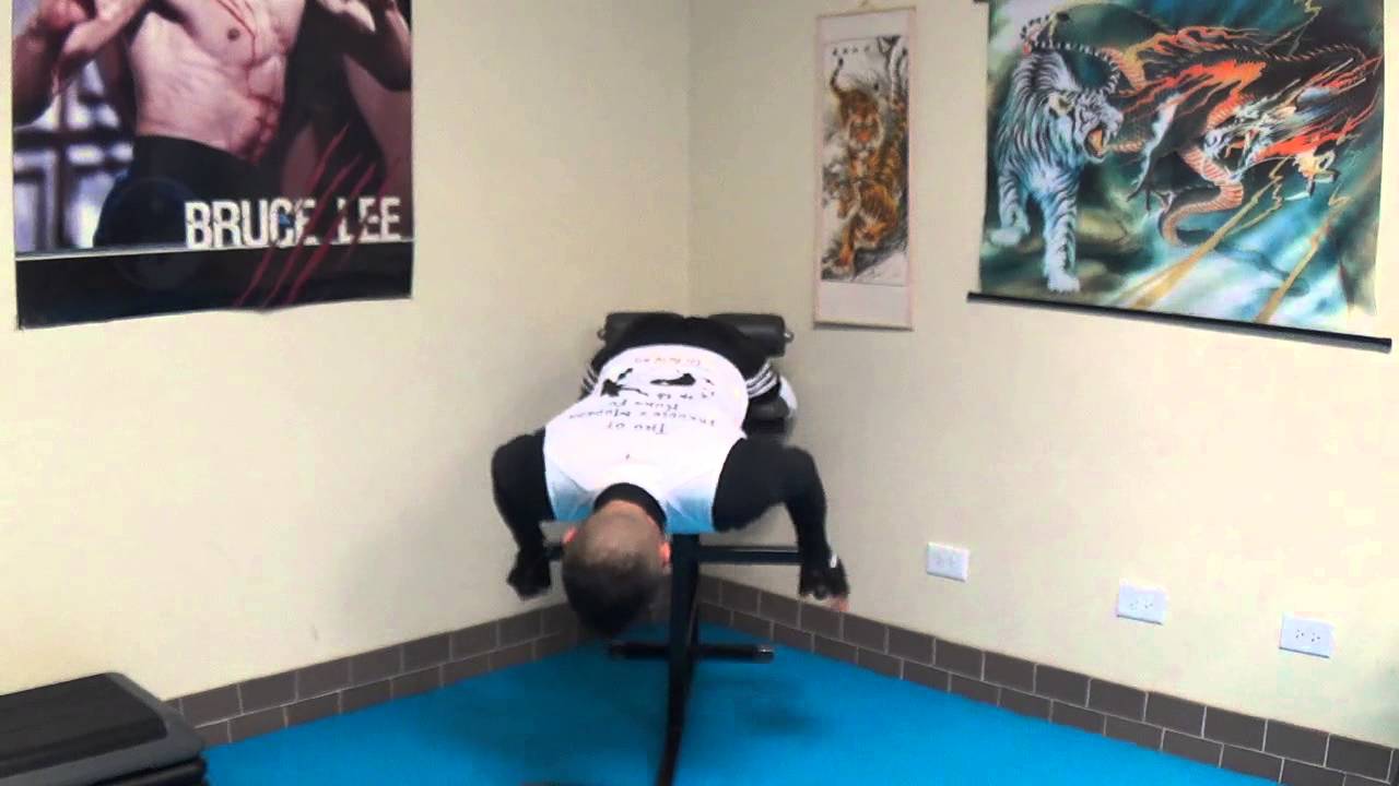 Roman Chair Situps for Abs & Hyperextensions for Lower Back - YouTube