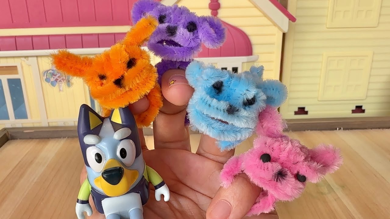 Bluey toys 😍CUTE BABIES😍 Mini dog toys made of pipe cleaner - YouTube