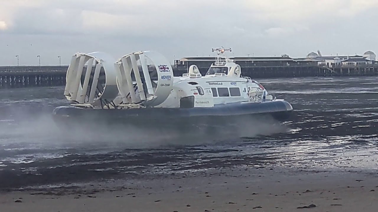 Hovercraft departing Ryde Hoverport | 15/10/2020 - YouTube