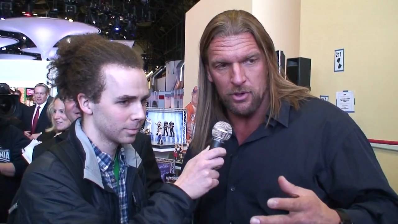 HHH at Toy Fair 2010 with Prime Time Sam Roberts - YouTube