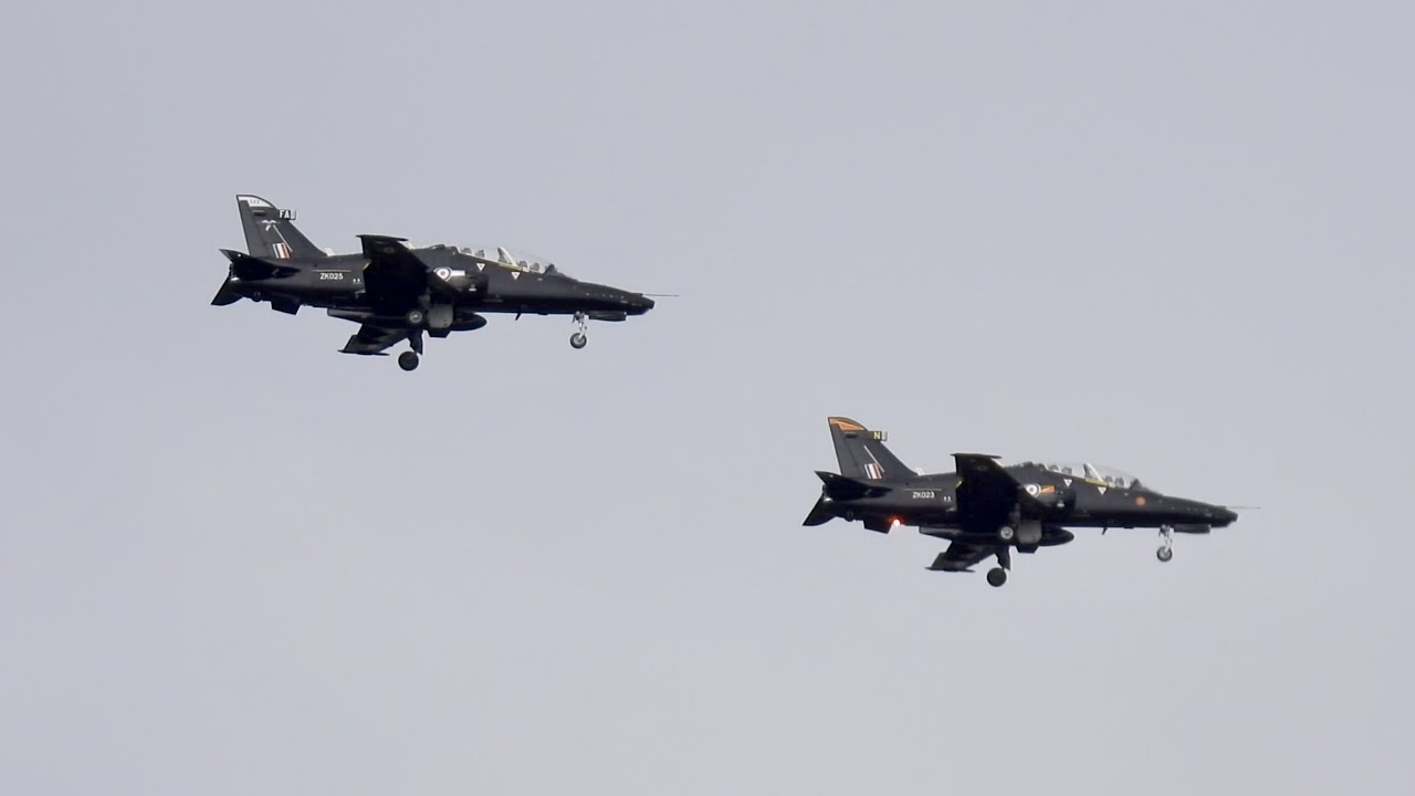 Royal Air Force BAe Systems Hawk 128 (T.2) ZK023 and ZK025 on final ...