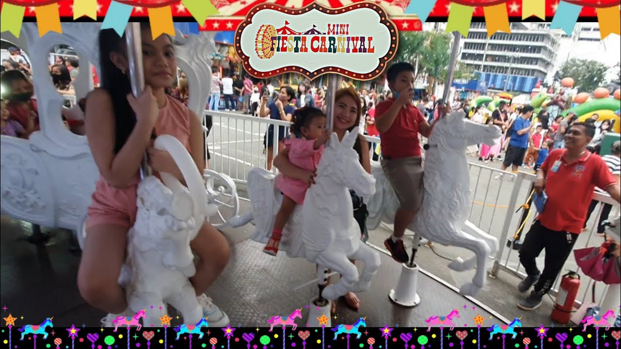 Fun Carousel Ride @ Fiesta Carnival 🎠🎠🎠 Araneta City, Cubao 🌟 Dec.25 ...