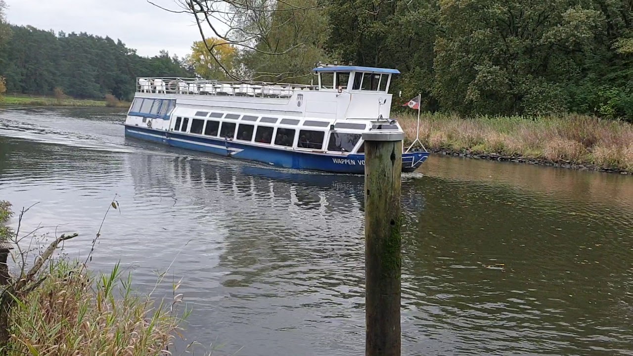 Bootsfahrt auf der Aller - YouTube