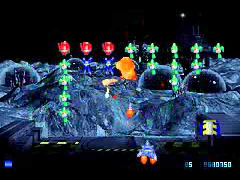 Space Invaders (GBA) - YouTube