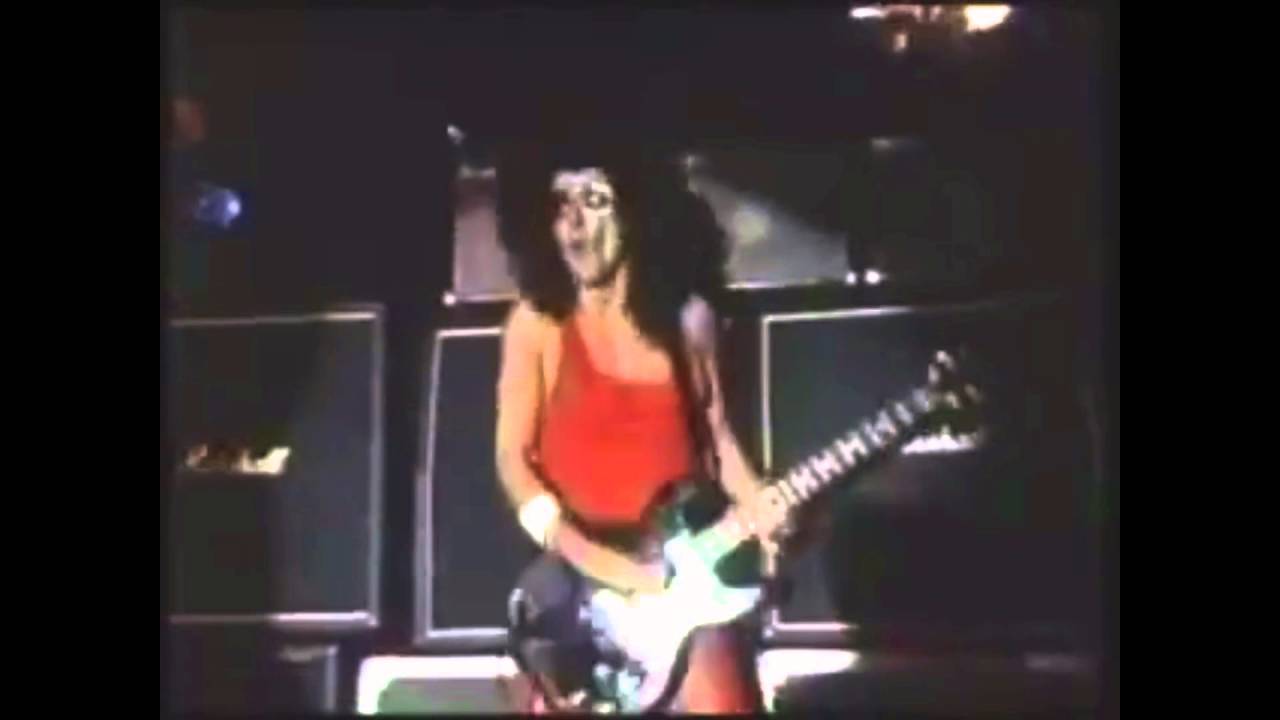 Trust - Antisocial (HD) ( 1980 ) - YouTube