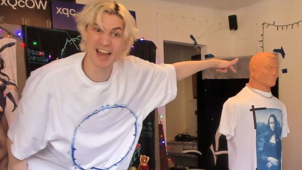 xQc Goes SCHIZO Looking At His Reddit | Reddit Recap 316 - YouTube