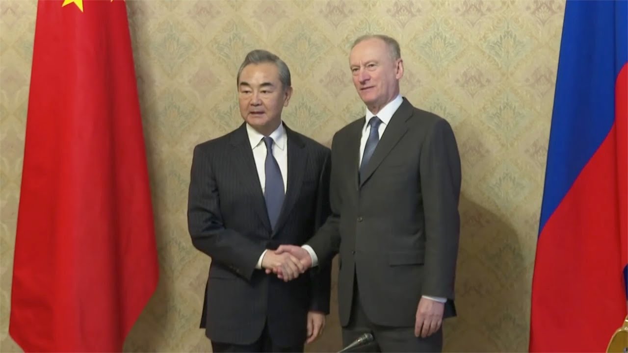 Wang Yi meets Russian security chief Nikolai Patrushev in Moscow - YouTube