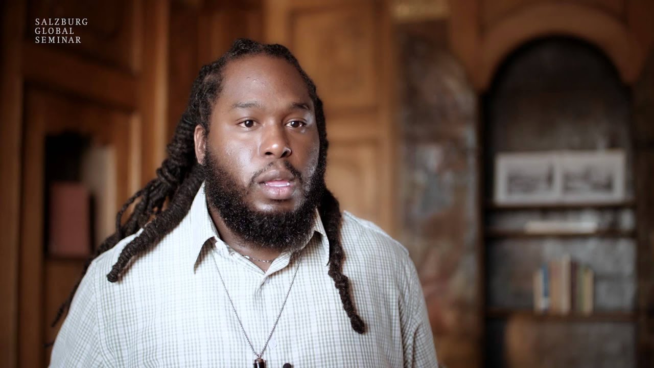 David Fakunle on the power of storytelling - YouTube