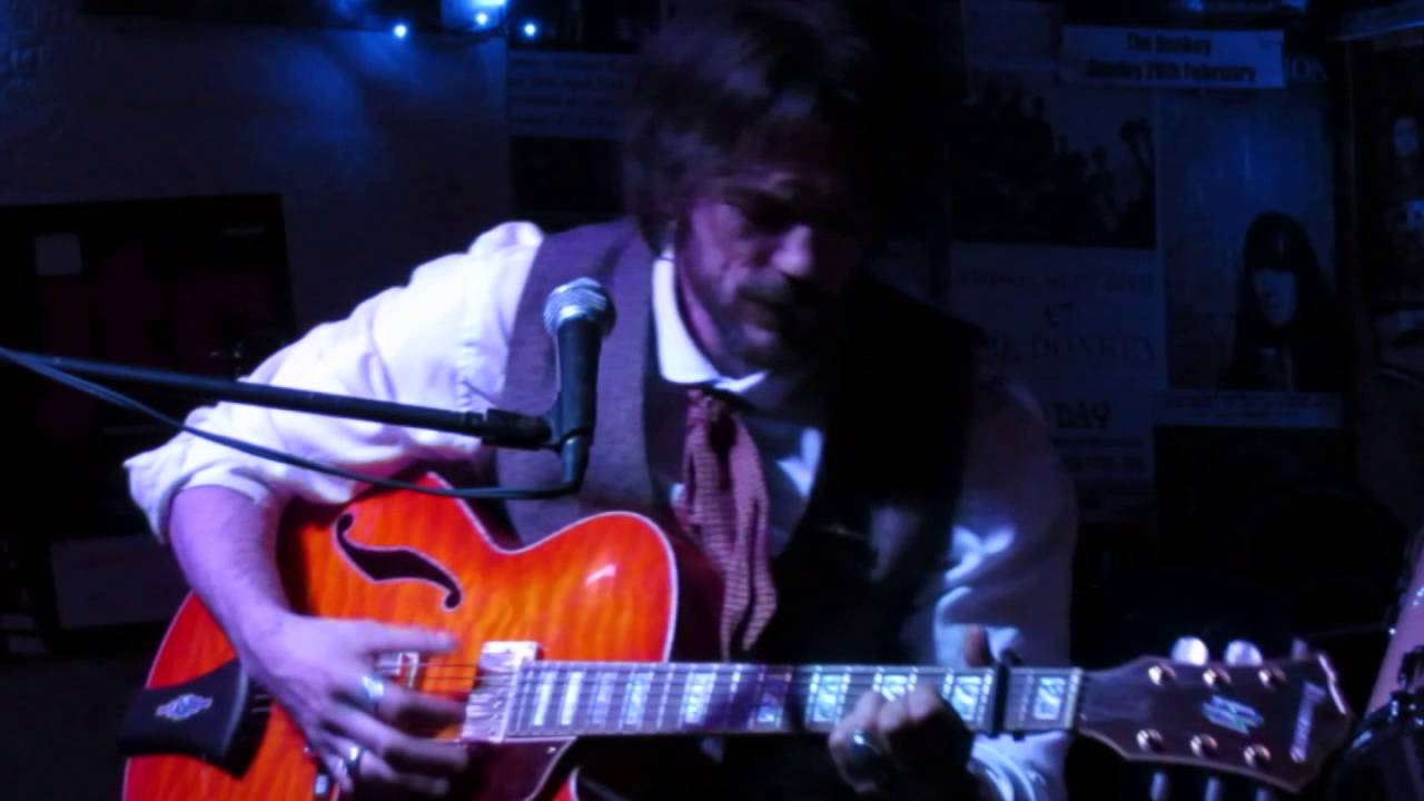 Dave Wyatt 'The River' at The Donkey, Leicester 5th April 2013 - YouTube