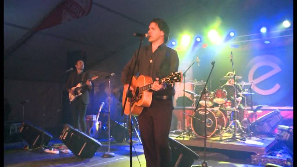 Lionel Hunt Centrestage Elvis/Johnny Cash - YouTube