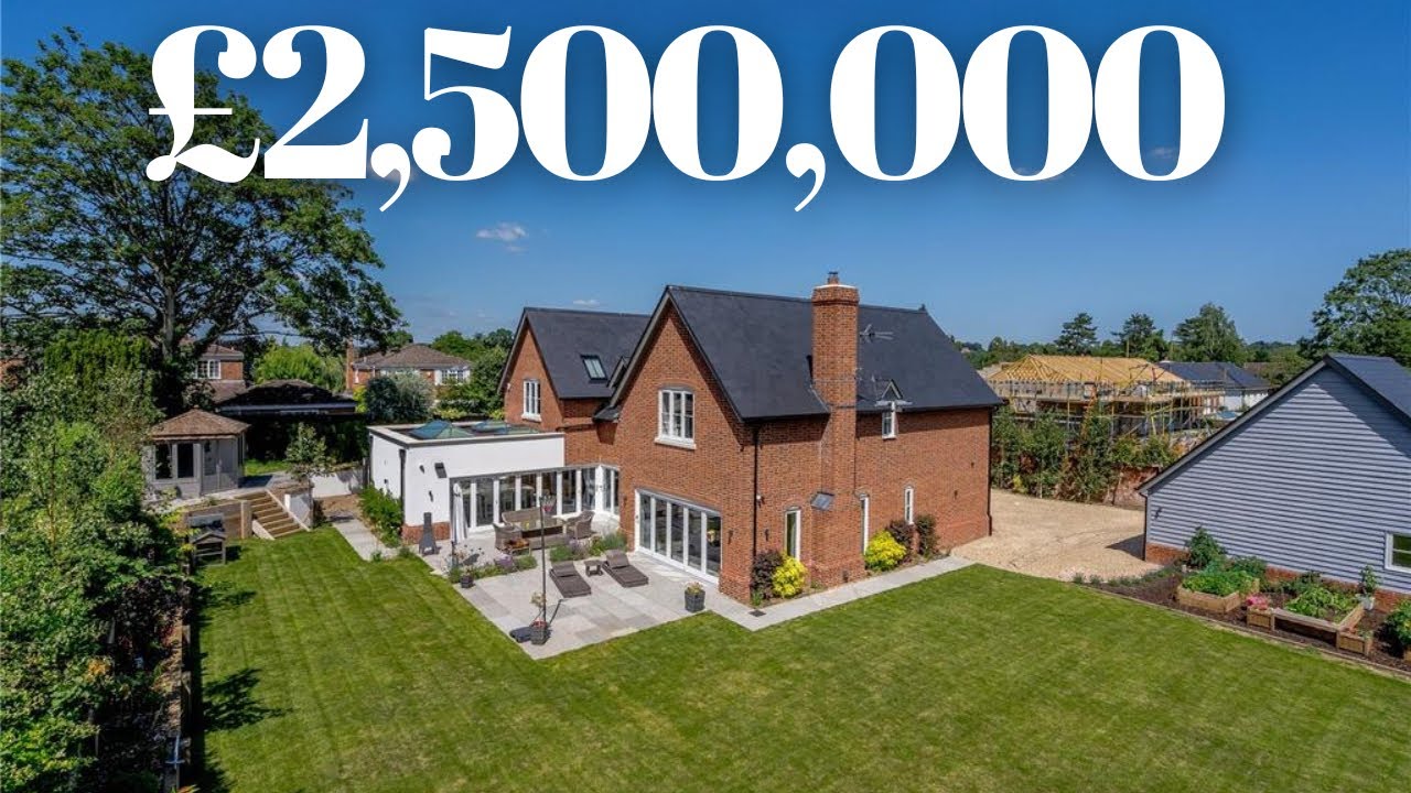 Offers over £2.5m. Shiplake, Henley on Thames. Damion Merry luxury ...