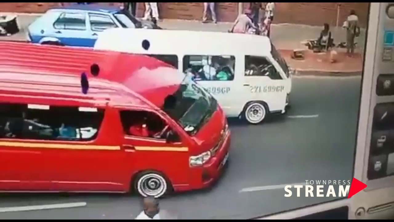 Robber snatching phone from a moving bus - YouTube