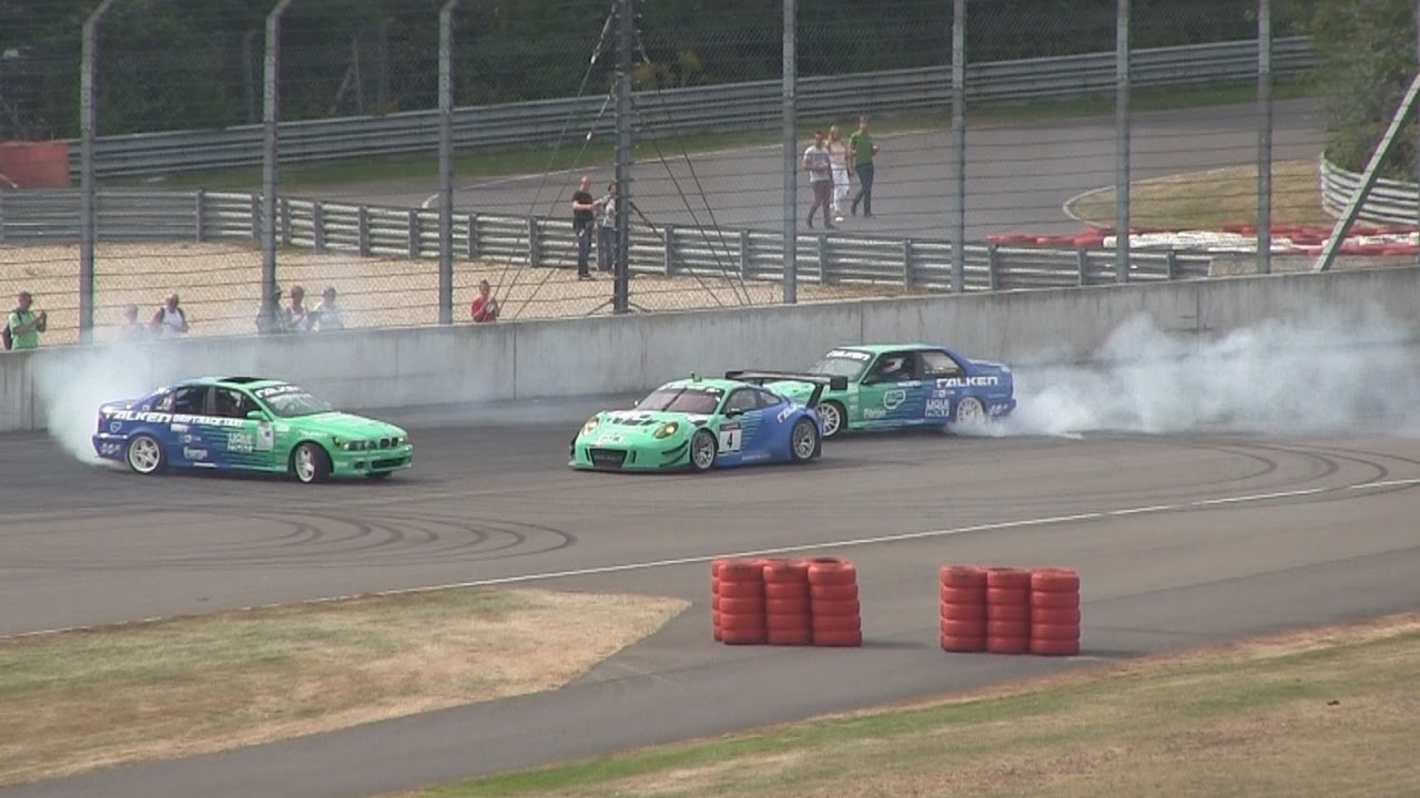 DTM NASCAR GT3 Oval Action - Red Bull Air Race Lausitzring 2016 - YouTube