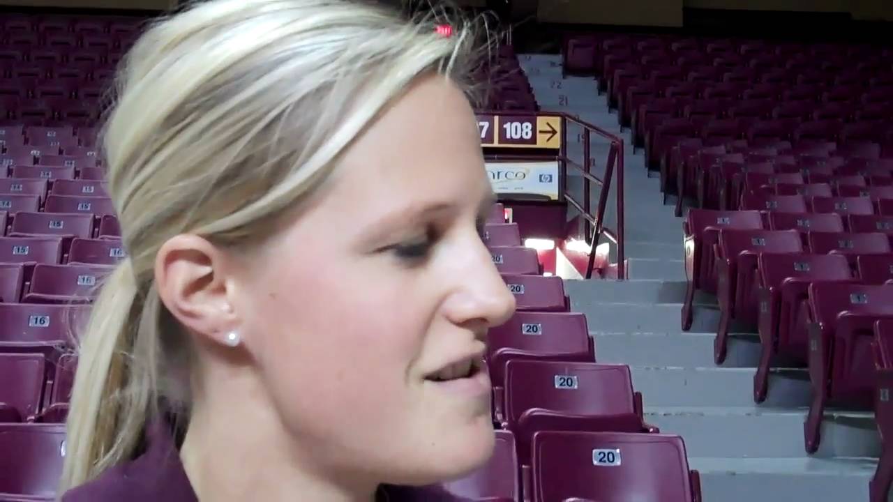 Kelly Roysland Interview (10/19/10) - YouTube