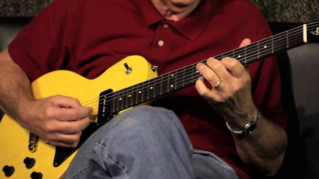 Collings 290 - Rick McRae - "Stumbling" - YouTube