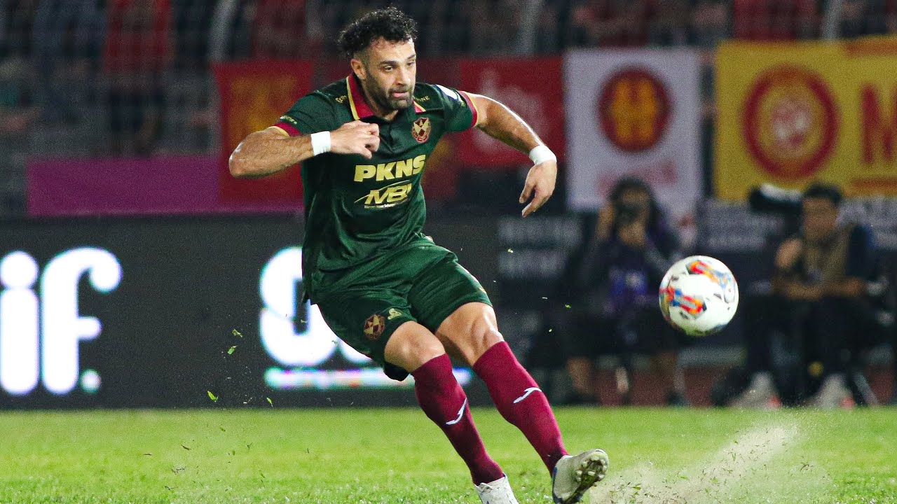 Yazan Al Arab some of the best actions of May 2023 يزن العرب - YouTube