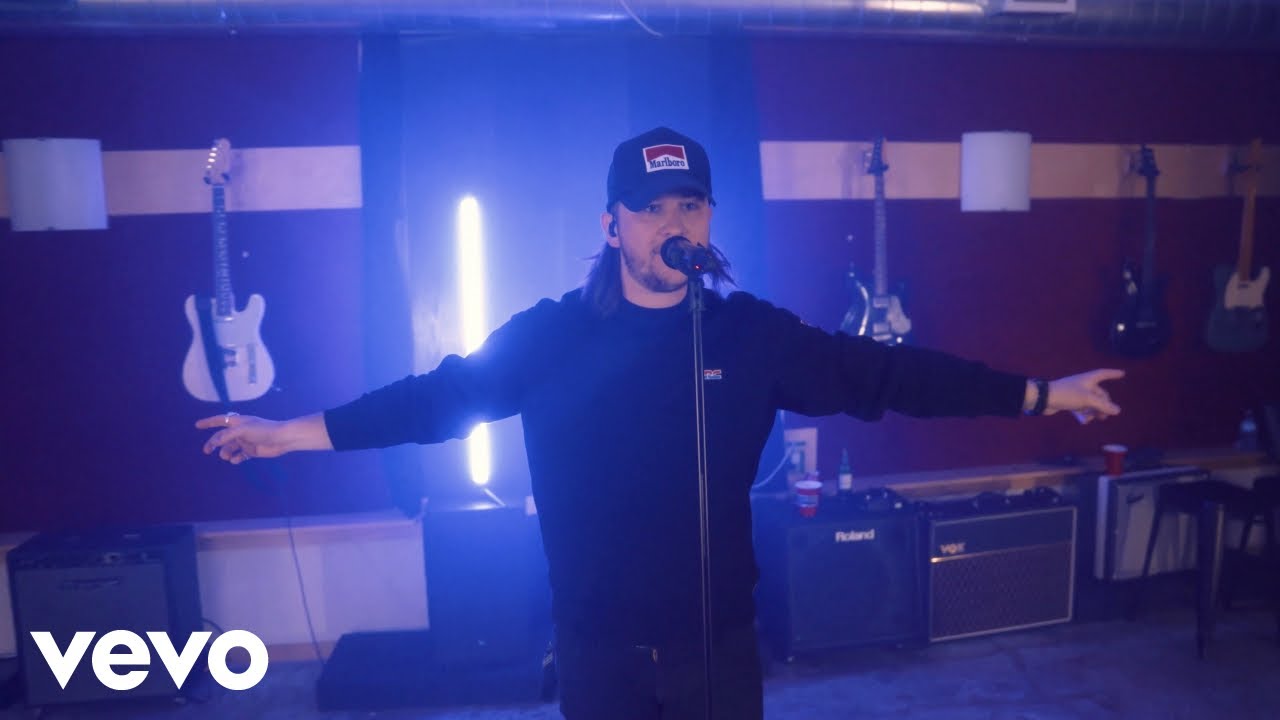 Nate Haller - Budweiser (Live) - YouTube