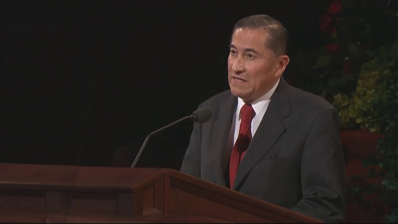 Él nos enseña a dejar el hombre natural -Élder Juan Uceda - YouTube