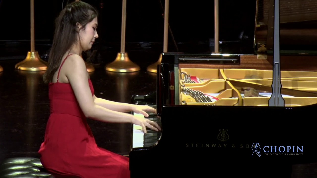 Nadia Azzi - Preliminary Round - YouTube