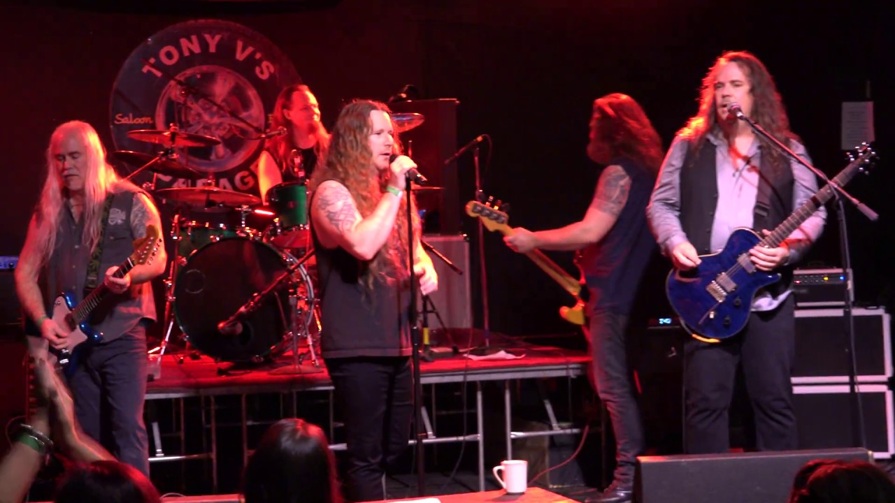 Fever 103 Band Intro + "Long, Long Way From Home" - YouTube