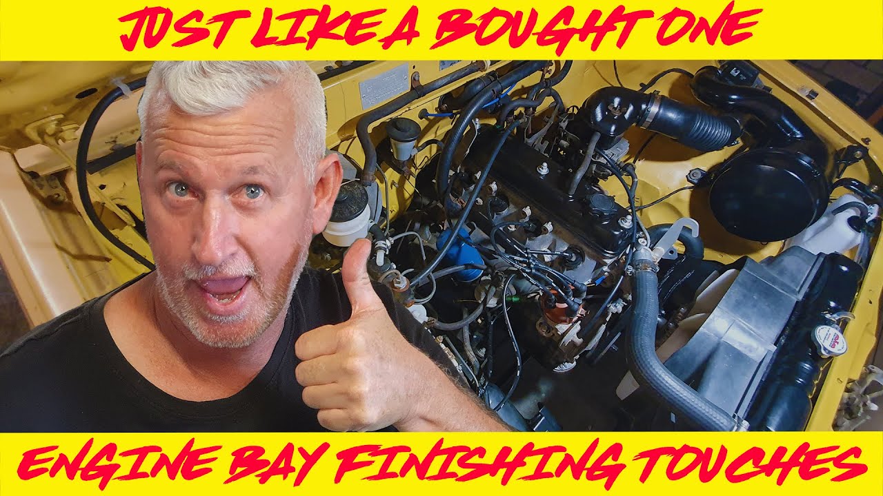 COMPLETELY RESTORED HILUX ENGINE BAY | 1984 Toyota Hilux 4x4 ...