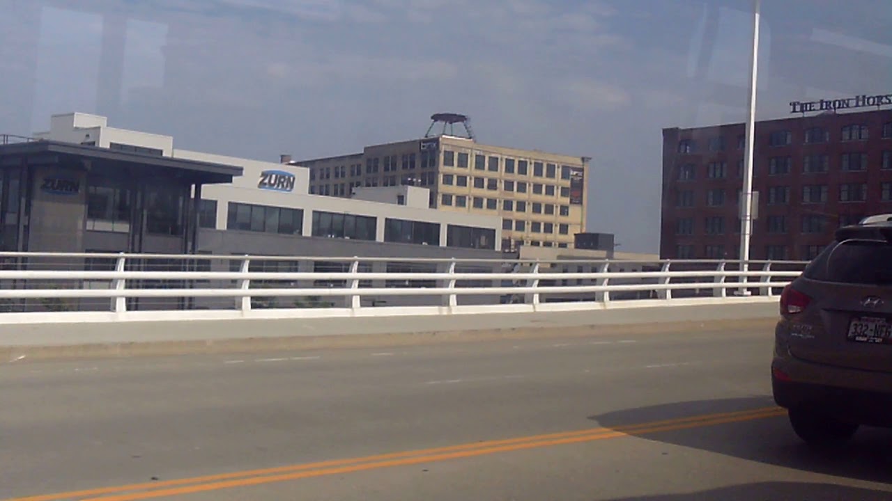 5 Short Bus Ride Milwaukee, Wisconsin, Downtown Area [ Milwaukee County ...