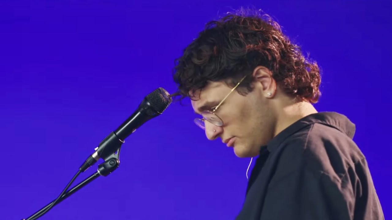 Primer Amor (First Love) - Genock Gabriel / UPPERROOM ESPAÑOL - YouTube