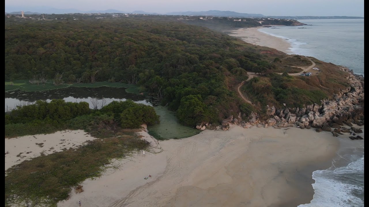 Playa Punta Colorada - Puerto Escondido - Drone Raw Footage - YouTube