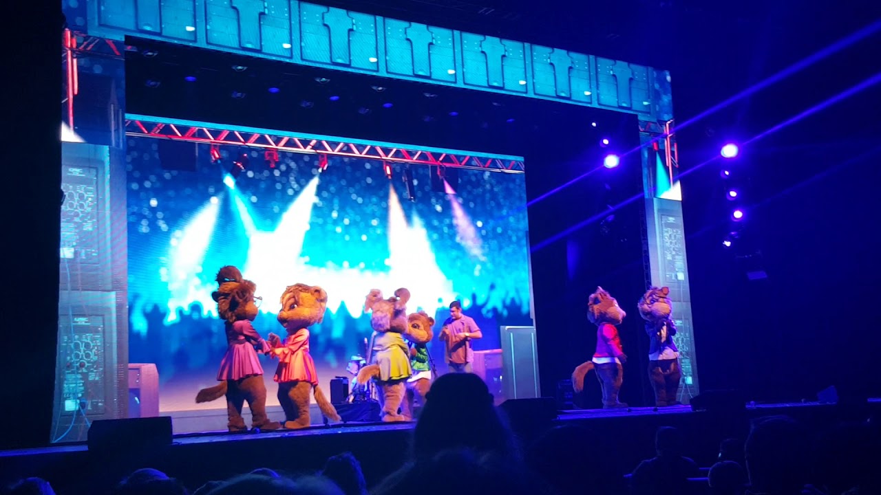 Alvin and the Chipmunks live show part 8. - YouTube