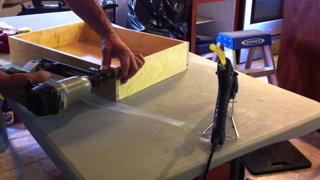 Building a SQUARE Drawer using WOODPECKERS BC4-M2 Box Clamp ...