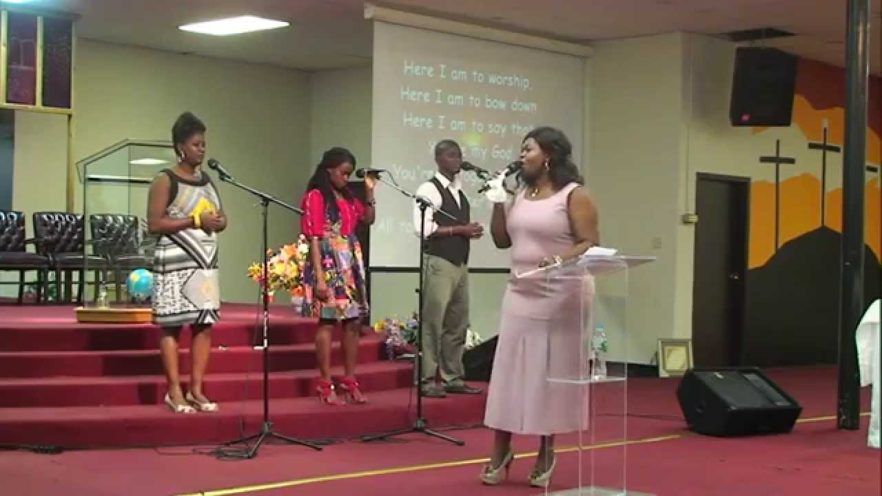 PRAISES AND WORSHIP LED BY SISTER LYDIA - YouTube
