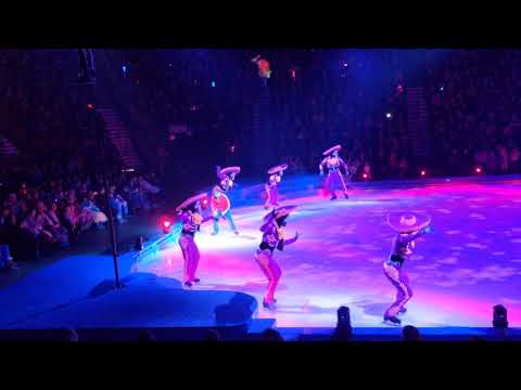 Coco - Disney on ice - YouTube