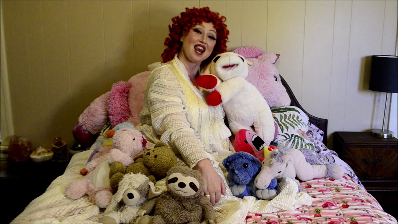 Kitty Buick Alanis Morrisette Head Over Feet - YouTube