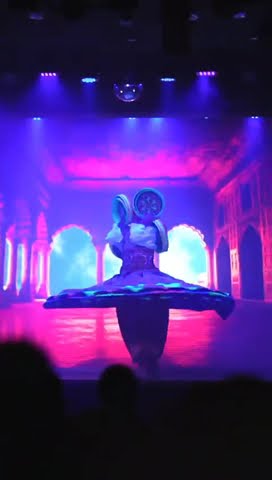LED Tanoura Dance - YouTube