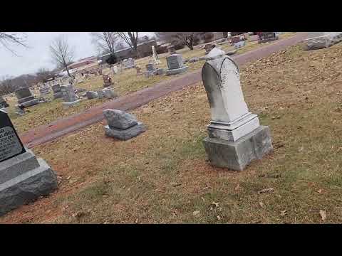 Mt. Hope cemetery in Tremont Illinois - YouTube