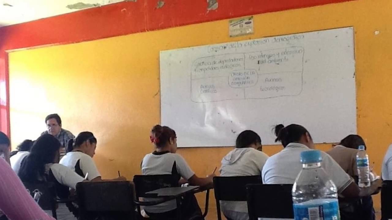Escuela Alfonso Reyes de Tlaquiltenango - YouTube
