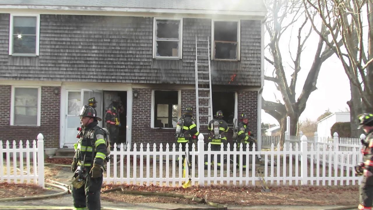 Fire damages Hyannis home - YouTube