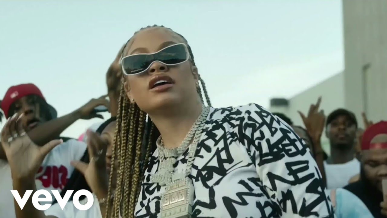 Latto - Brokey SZN (Feat. GloRilla) (Music Video) - YouTube