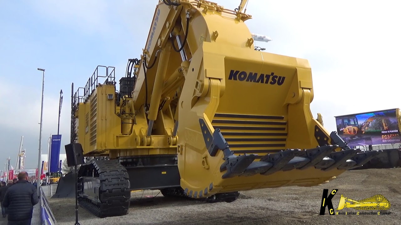Women Drive Komatsu PC4000 Mining Excavator at Bauma 2019 - YouTube