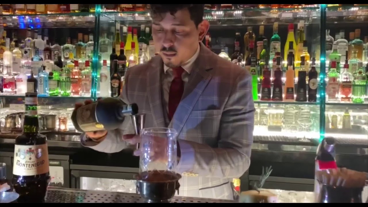 Jaks bar London - YouTube